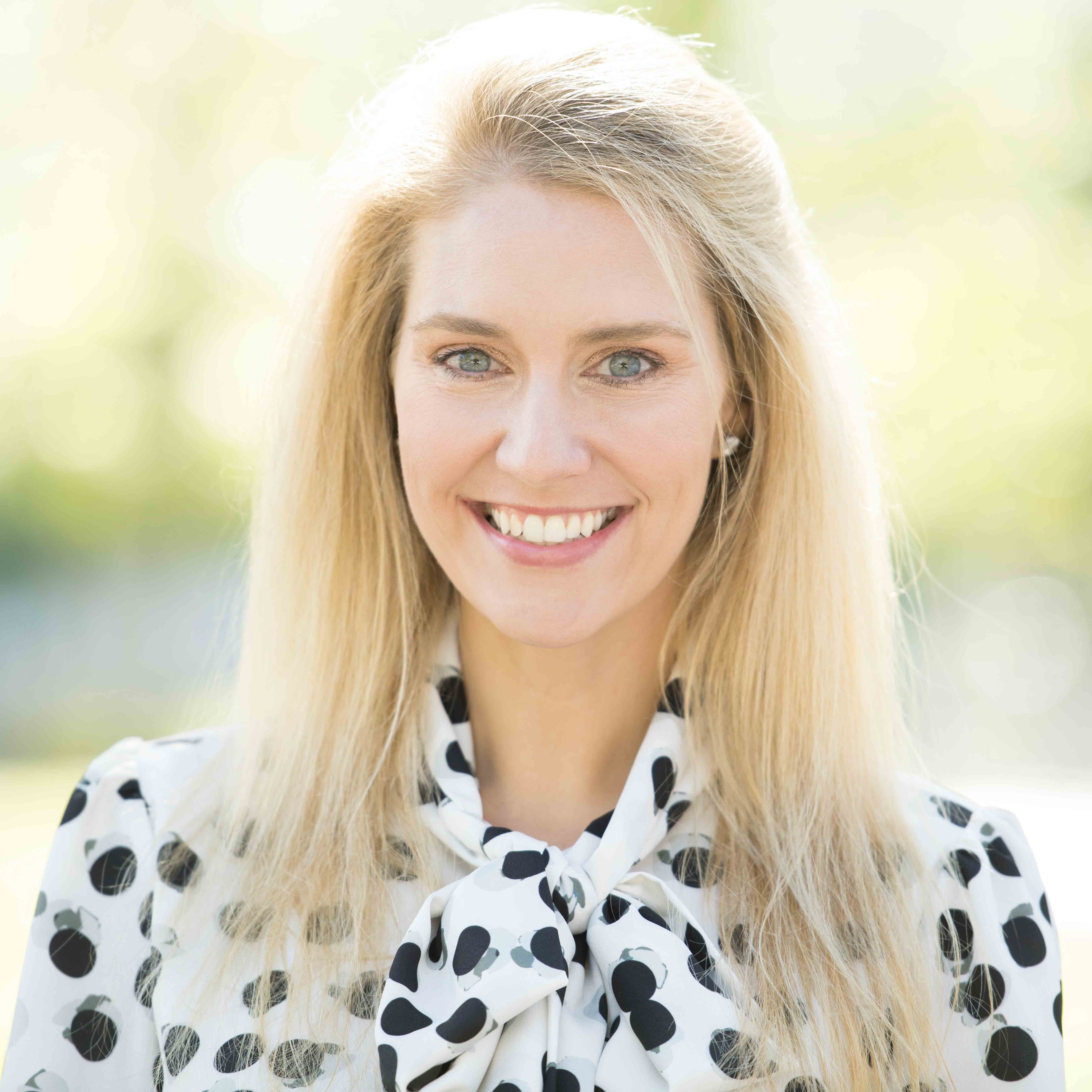 Leigh McFarlane - Real Estate Agent and REALTOR - HAR.com