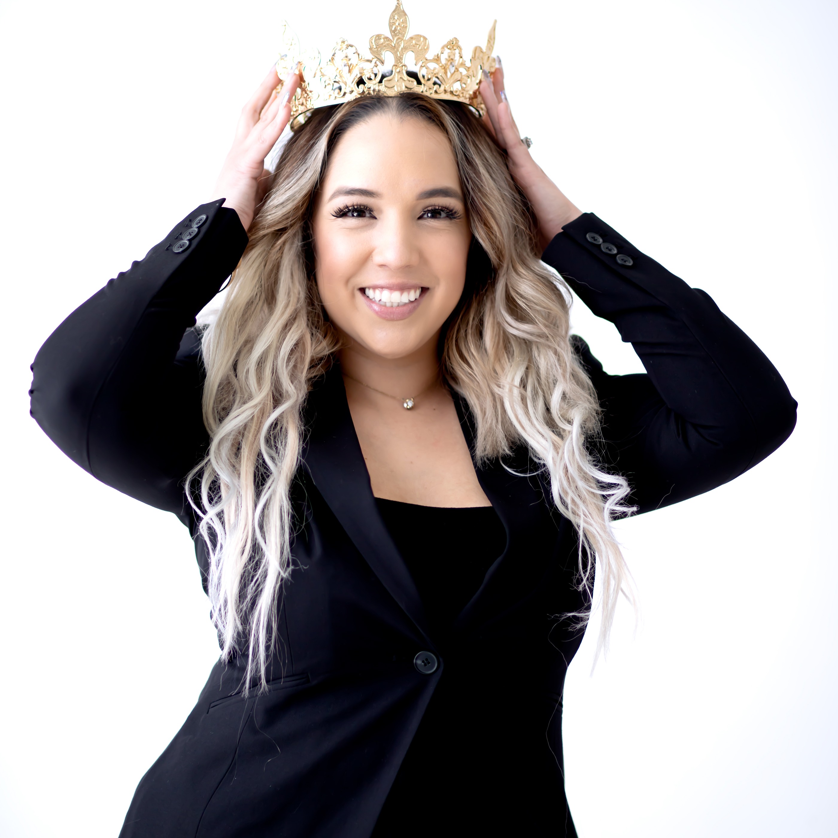 Abigail Flores - Real Estate Agent and REALTOR - HAR.com