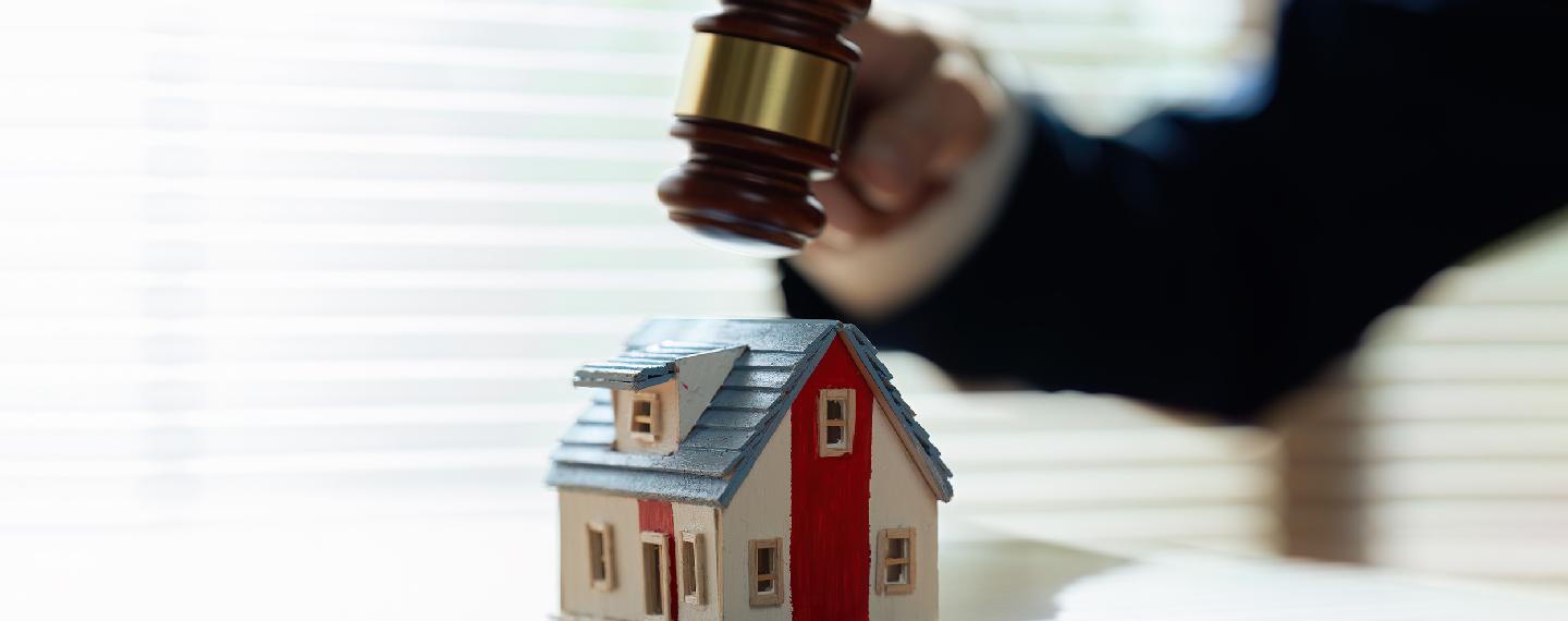 REALTORS® Guide to Essential Court Cases - HAR.com