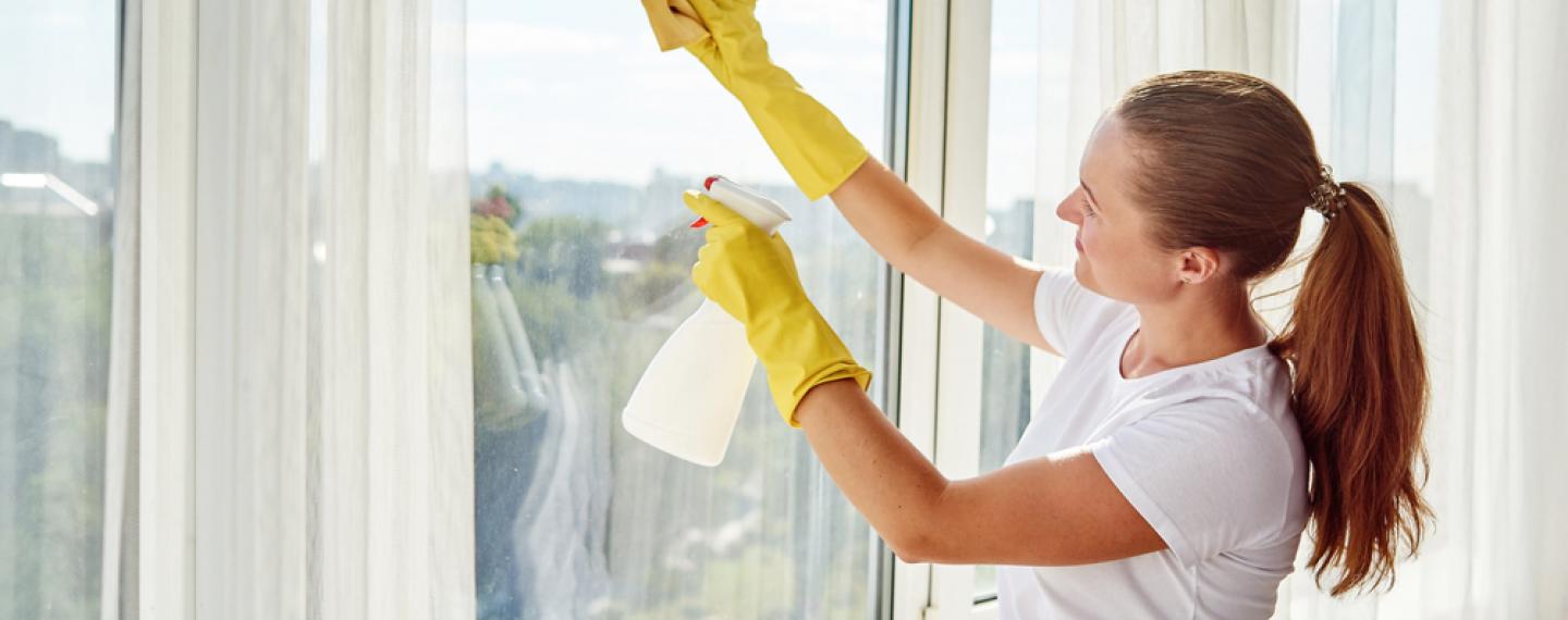 How to Properly Maintain Your Home's Windows - HAR.com