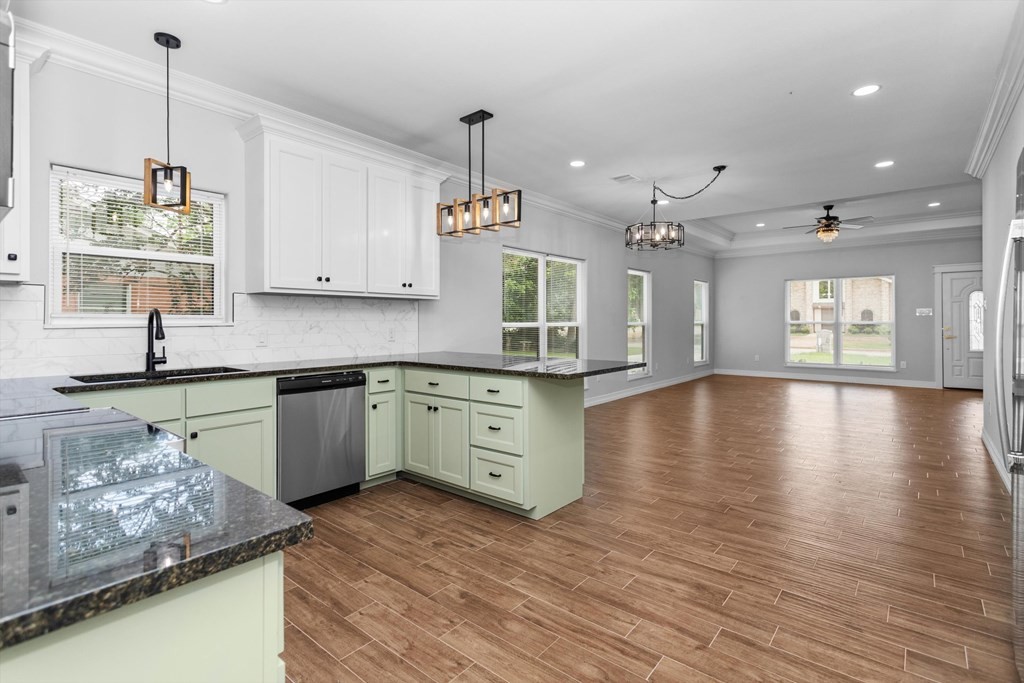 129 South Grace Street, Crockett, TX 75835 - HAR.com